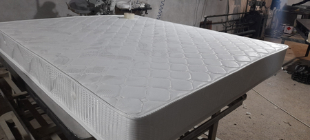 Matras matras Standart razmerla 140 $ 165 $ 170 $ 190 $
