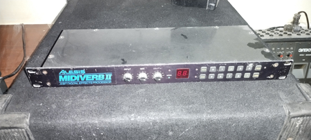 MIDIVERB || ALESIS  Ревер Алесис