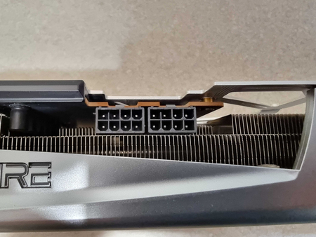 Видеокарта Sapphire NITRO+ RX 5700XT 8Гб