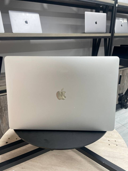 продается MacBook pro