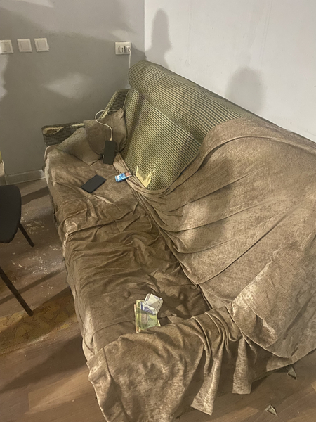 Kompyuterxona kompyuterlari sotiladi. 20 ta