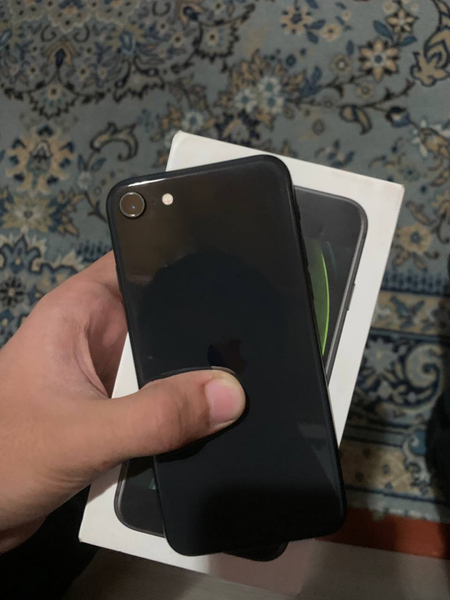 Iphone se 2020 sotiladi