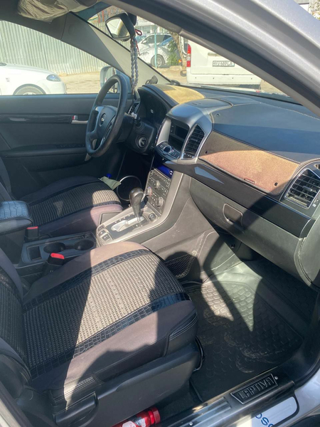 Chevrolet Captiva 3-4