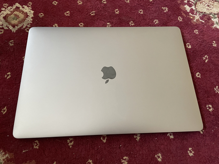 Macbook pro 15” 2018 16/256