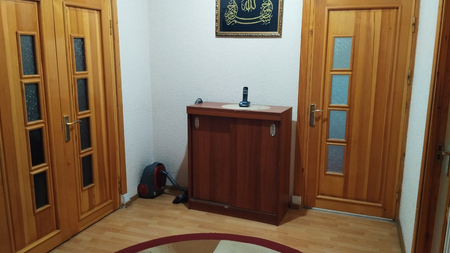 Продаётся 4-х комнатная квартира 1 этаже.