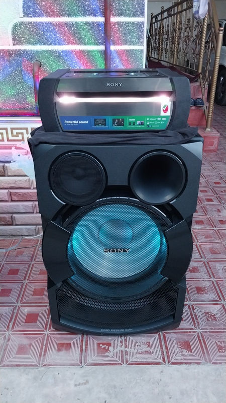 SONY SHAKE X70D 2400W RMS gigant muzikalni sentr