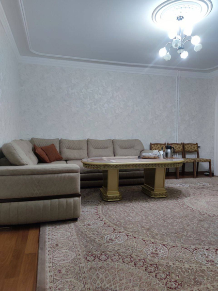 Продается квартира 4/1/4 Юнусабад 6 квартал