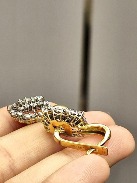 Золотые серьги 750 пр с бриллиантами, массивные,большие. Срочно