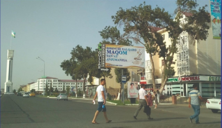 Qarshida bilbord reklamalari Реклама на билбордах Карши