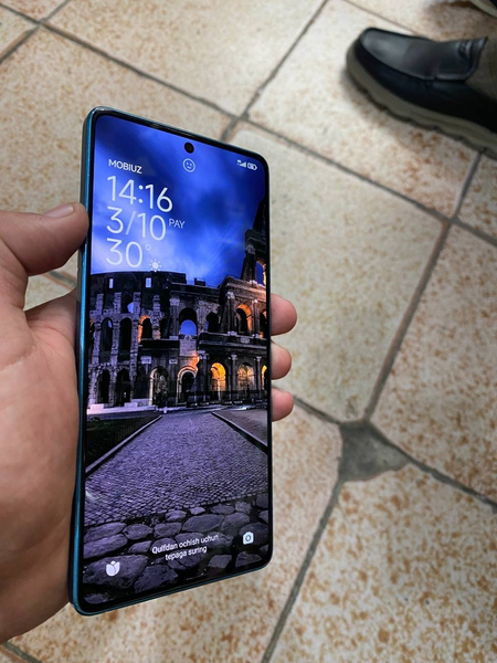 Poco f5 12/256gb