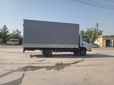 Isuzu sotiladi 2013 yil