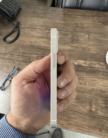 iPhone 13 mini white