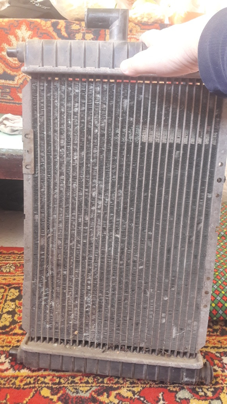 RADIATOR Haroshim sostoyanie b/u