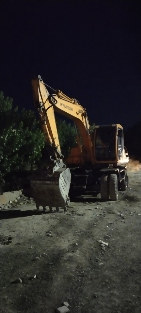 Ekskavator Hyundai 1300