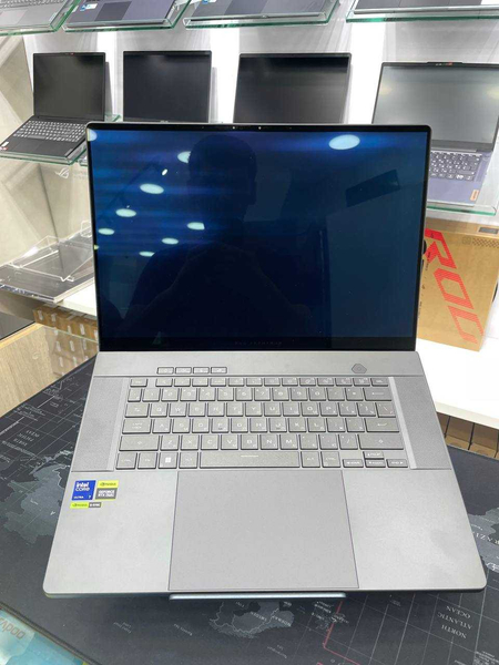 Asus ROG Zephyrus G16/Ultra-155H/16GB DDR5/512GB SSD/RTX 4050 6GB/16