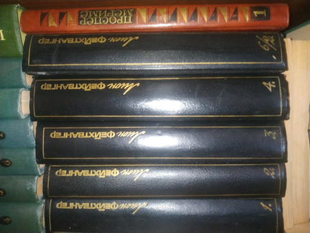 Продам книги,классика,детективы итд