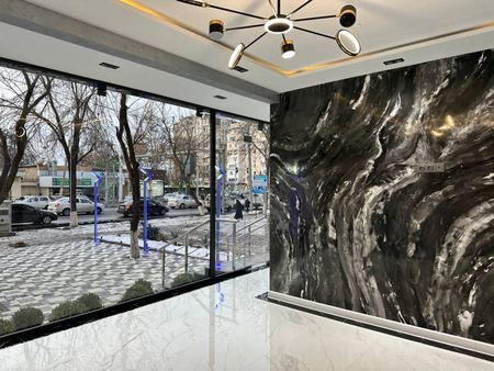 Срочно! Продаётся офис с арендотором вдоль дороги ор-р Корасарой