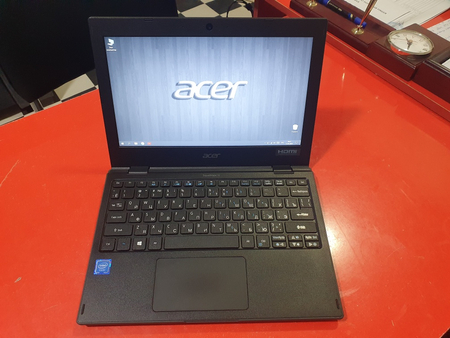 Acer TravelMate|B