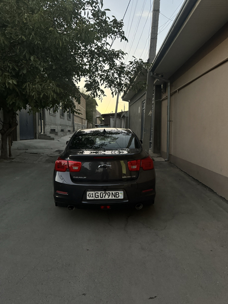 Malibu 3p/z sotiladi