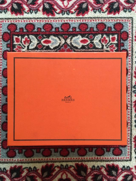 Hermes Barsetka klach Hamyon sotiladi