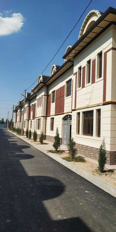 Срочная продажа! Алишеробод коробка участок 3 сотки 7 комнат мансарда