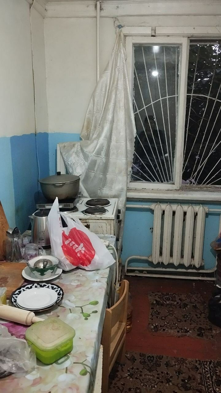 3/2/2  продам 3 комнатную на втором этаже Спутник 1. Одноподездка