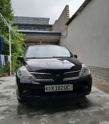 Nissan tiida 2007