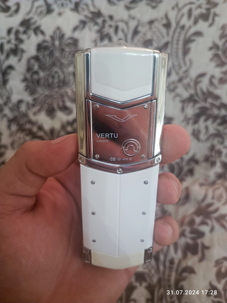 Vertu yangi bez IMEi