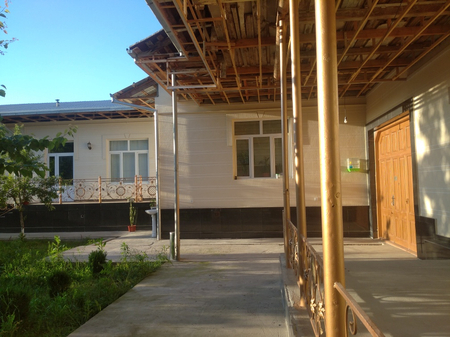Ховли сотилади Назарбе тестилда 135000$