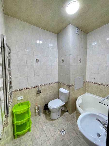 Продам свою квартиру Чилонзар 4 1/4/4, балкон 1,5*3, Кирпич
