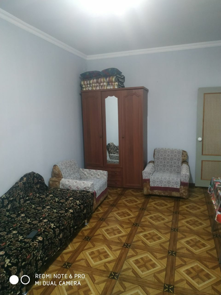 сдается 1/2/4 куйлюк-2. с обстановкой кондиционер есть .тв холодильник