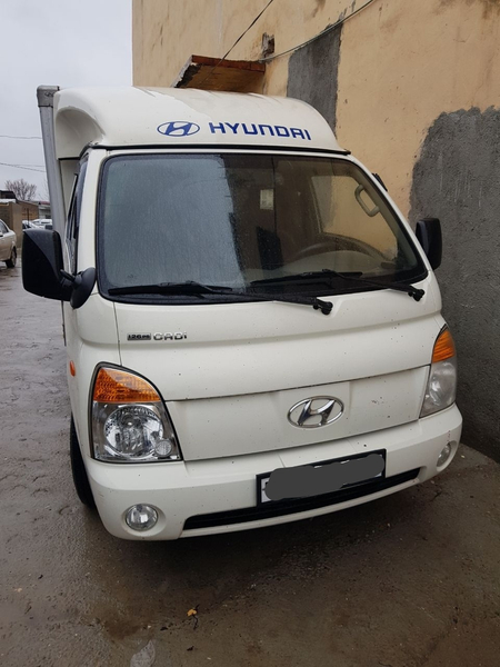 Hyundai Porter sotiladi