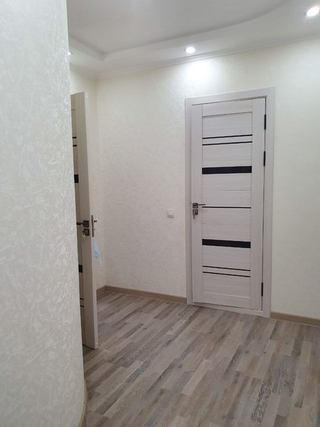 2в3/5/5 ул.Бобура,Некст