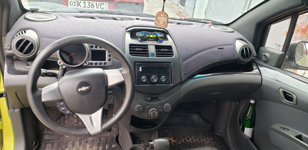 Продам спарк 2011 года автомат