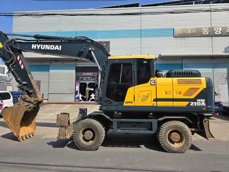 Ekskvator Hyundai HW210A