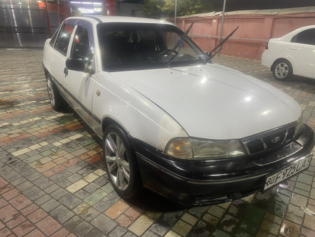 Нексия 1 сотилади срочно 3000$