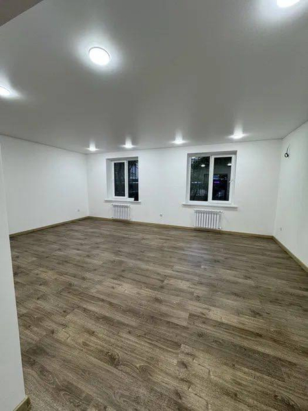 Продается Евро офис Ор-р: Ц-7 94м2