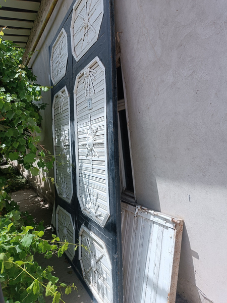 Darvoza sotiladi 4.50eni buyi3.60