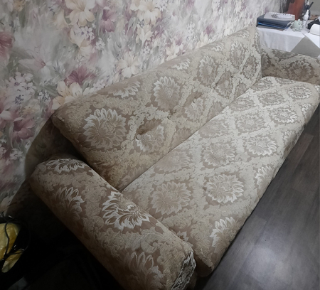 Продается диван, 2-х местный, раскладной, б/у, из СССР