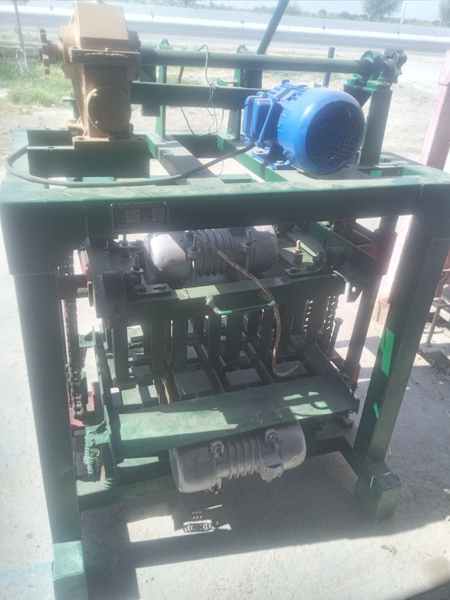 Shlakablok aparat 15 mln  2 xil qolipi bor qolipi 35x17