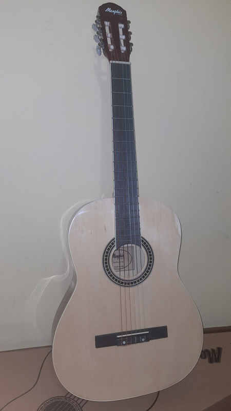 Classic  Gitara Sotiladi