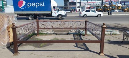 Тапчан сури качела скамейка ришотка крават навес хон тахта