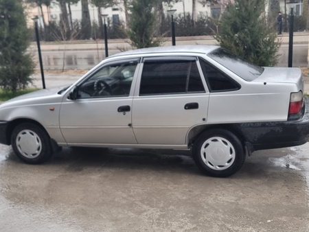 Srochno  nexia 1 sotiladi