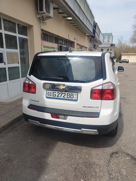 Продам свою авто Шевроле Орландо