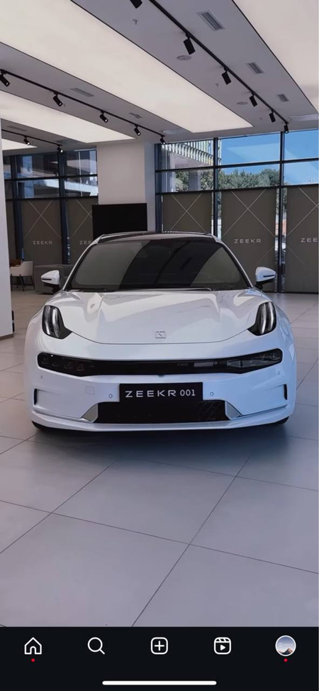 Официальный Zeekr 001 Premium