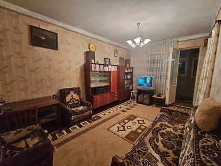 Срочно продам 2х ком квартиру на куйлюке2 ор-р базарчик &