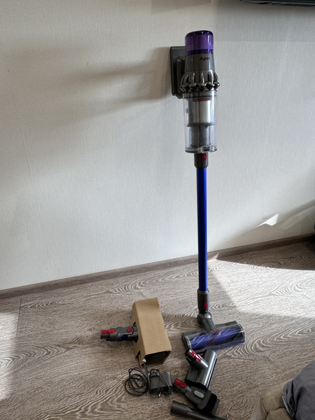 Пылесос dyson