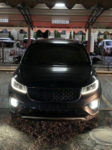 Kia carnival full