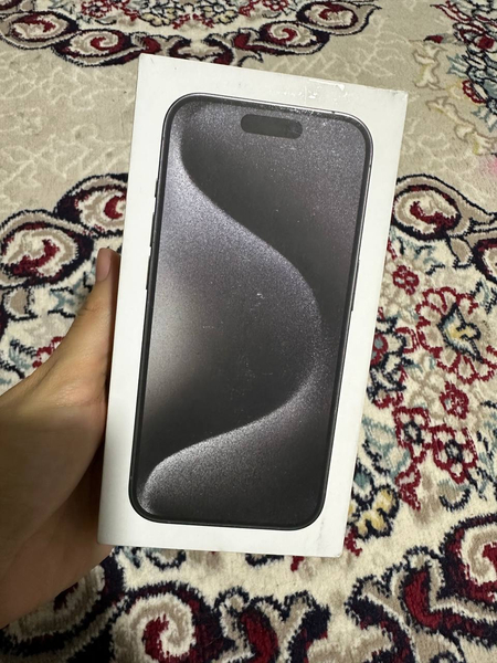Iphone 15 pro blek 128 srowniy  yangi ochilmagan Bugun keldi
