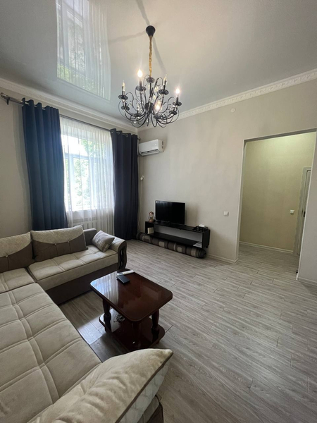 Продается однокомнатная квартира, ор-р: Кафе Бон, 35м2